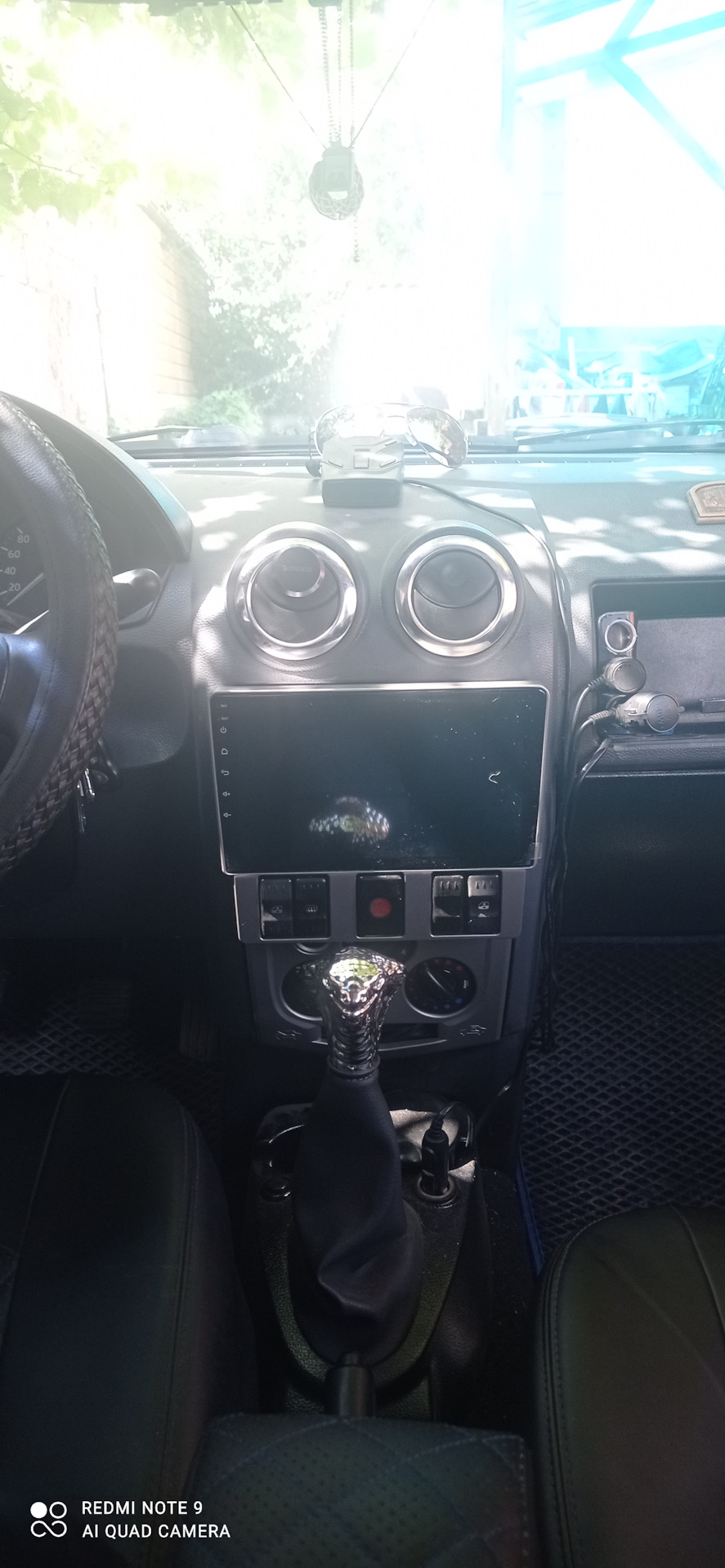 Магнитола 2din 10' — Renault Logan (1G), 1,4 л, 2006 года | электроника ...