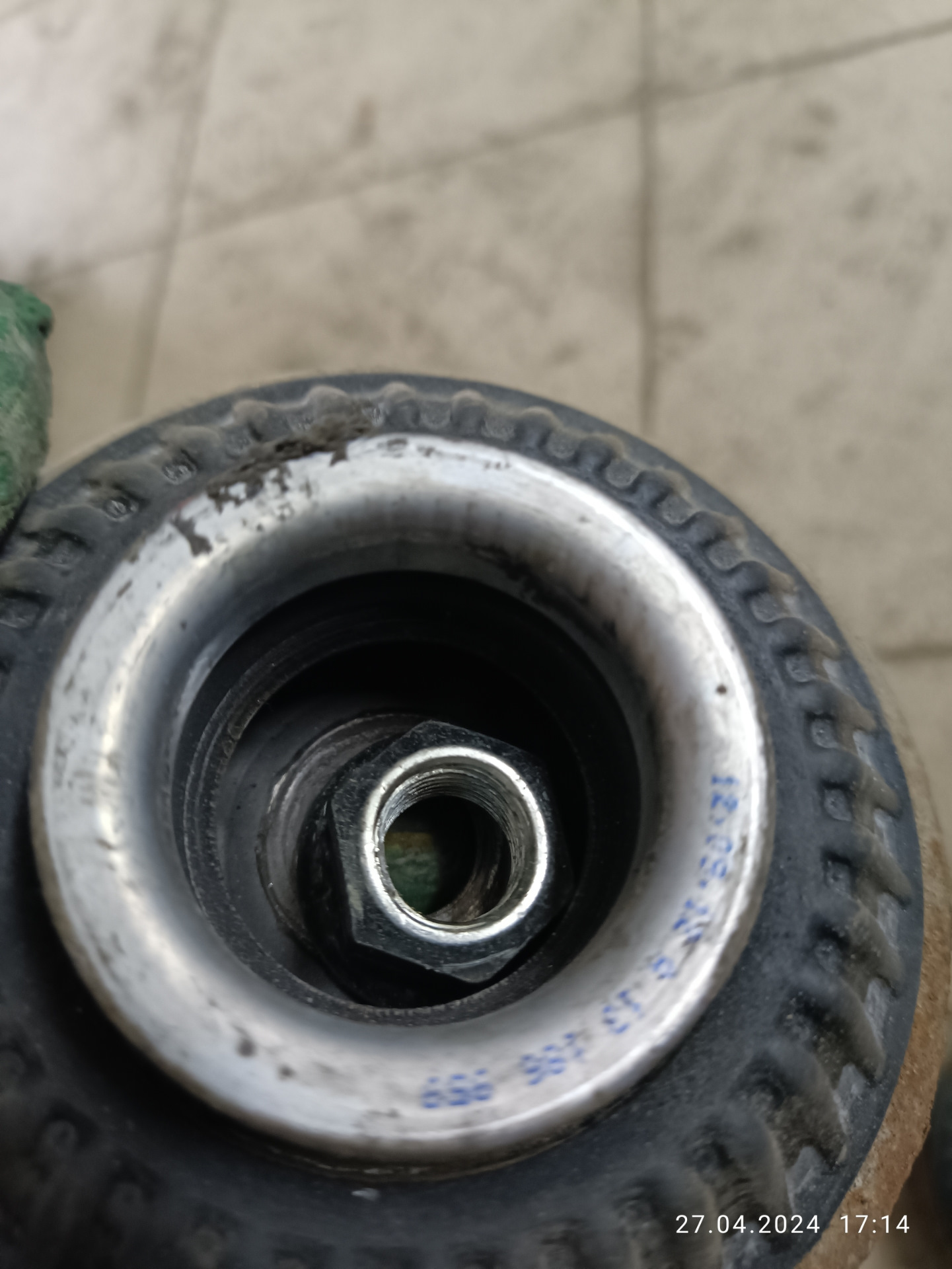 Передние амортизаторы PSA, опоры, опорные подшипники GM — Opel Astra H ...