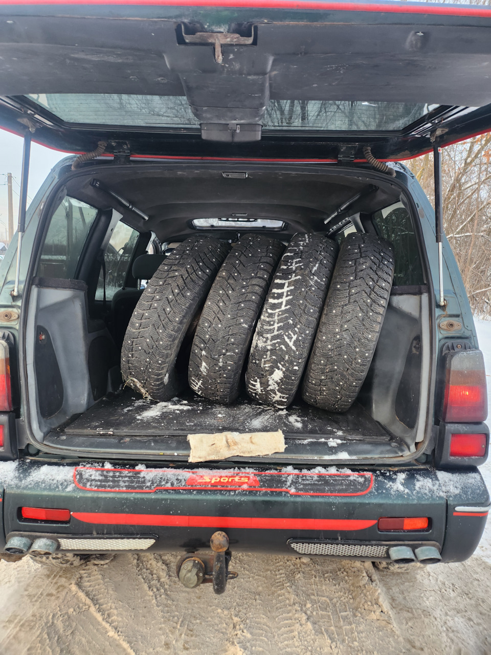 Опять колёса! Теперь уж точно зимние)) — Lada 2120 Надежда, 1,8 л, 2004 ...