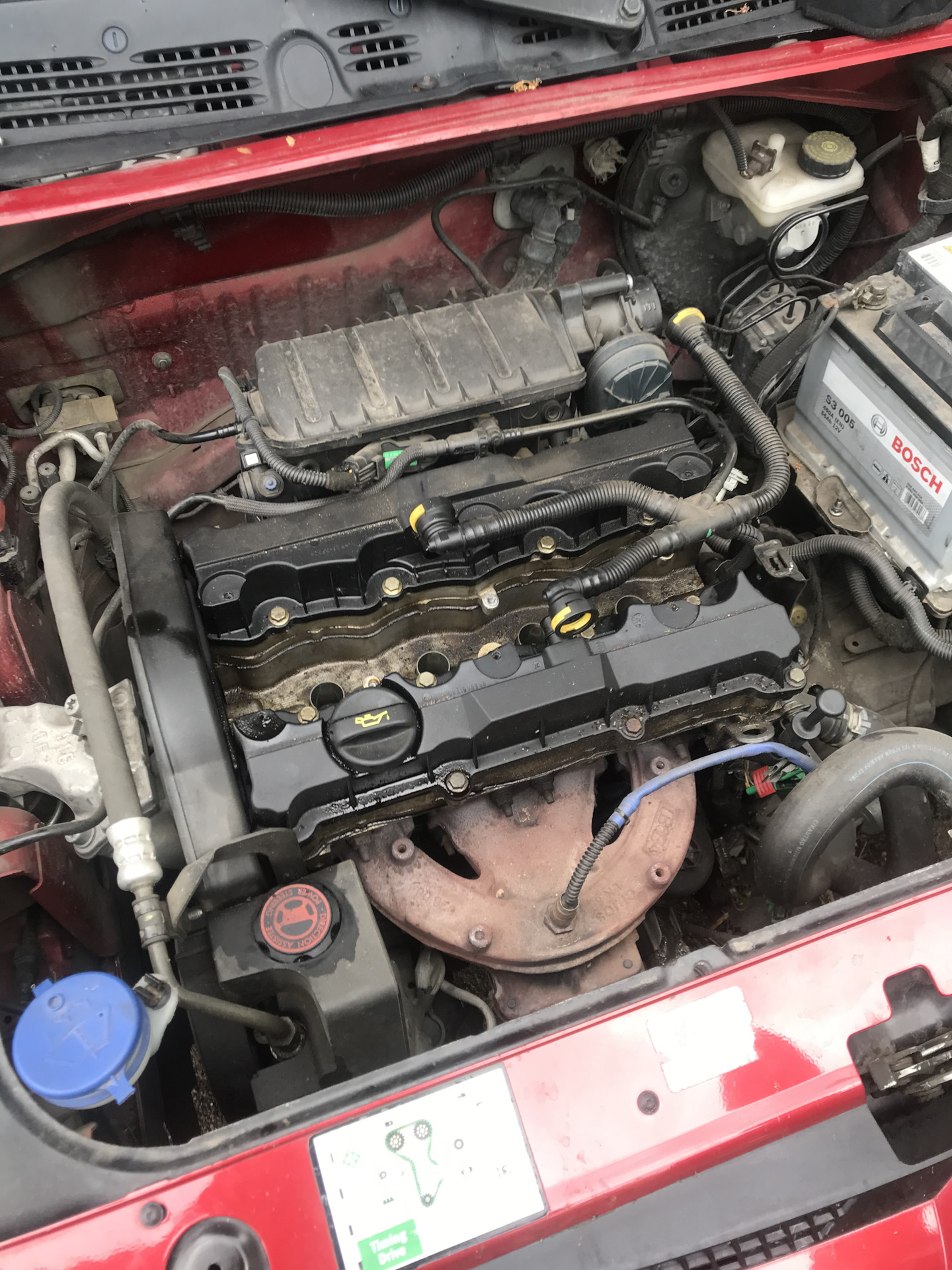 Замена прокладки клапанной крышки TU5JP4 — Citroen Berlingo (1G), 1,6 л ...