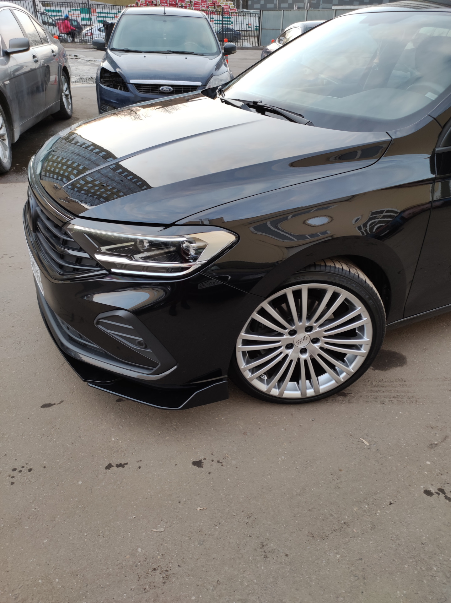 Передний сплиттер — Volkswagen Polo liftback, 1,6 л, 2020 года ...