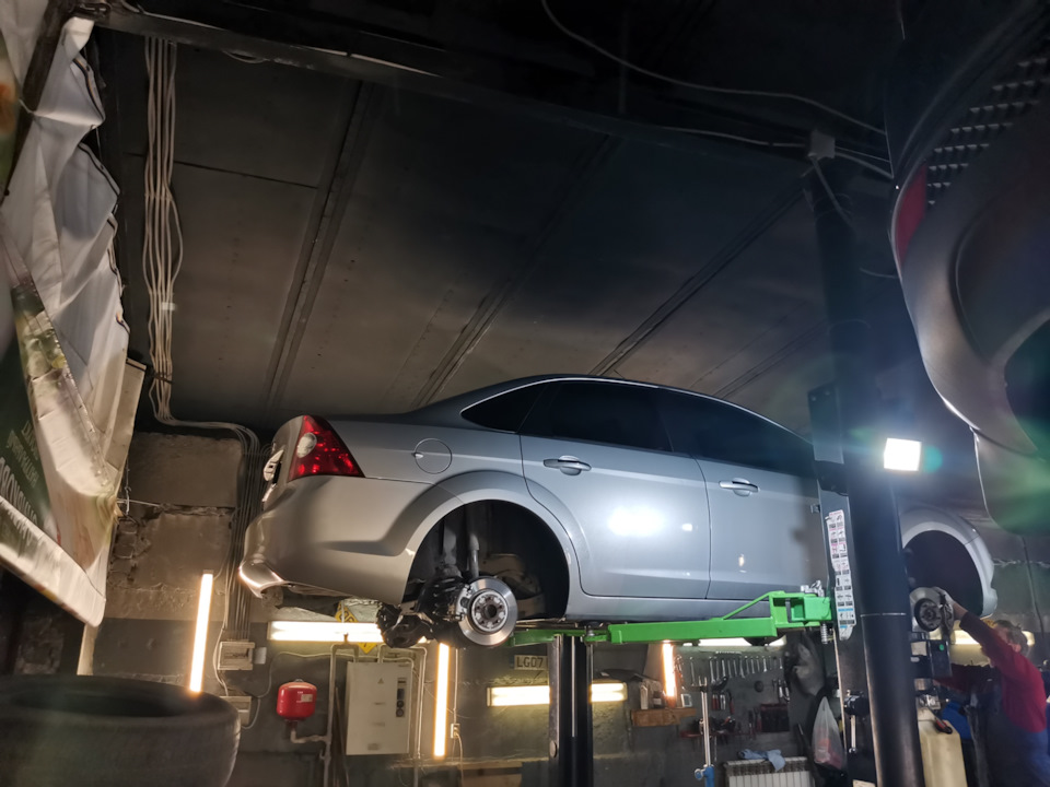 Небольшое ТО — Ford Focus Sedan II, 2 л, 2010 года | плановое ТО | DRIVE2