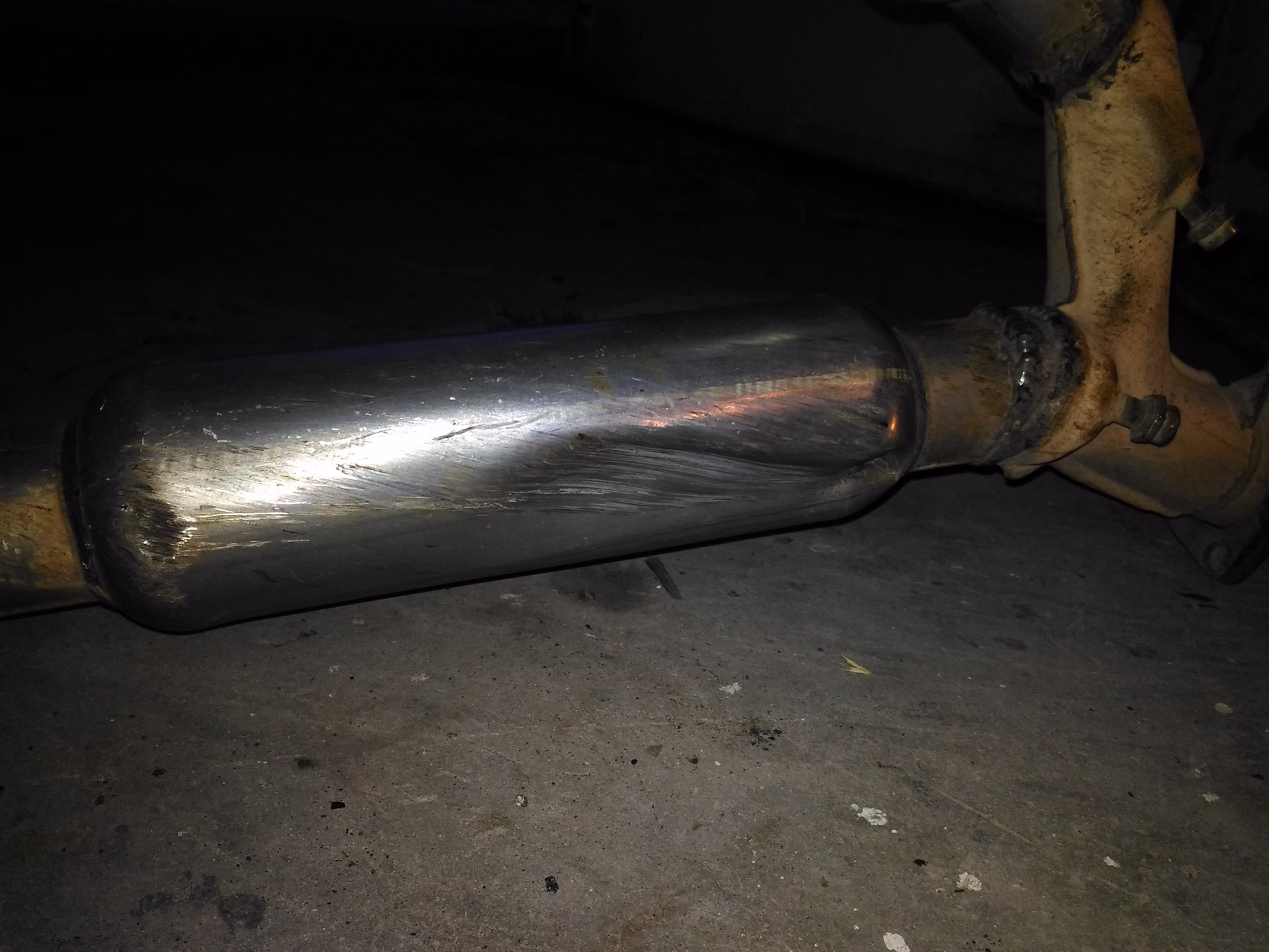 Помял стронгеры — Audi 100 (C4), 2,8 л, 1992 года | поломка | DRIVE2