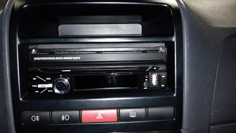 1DIN магнитола с выезжающим экраном — FIAT Albea, 1,4 л, 2007 года ...