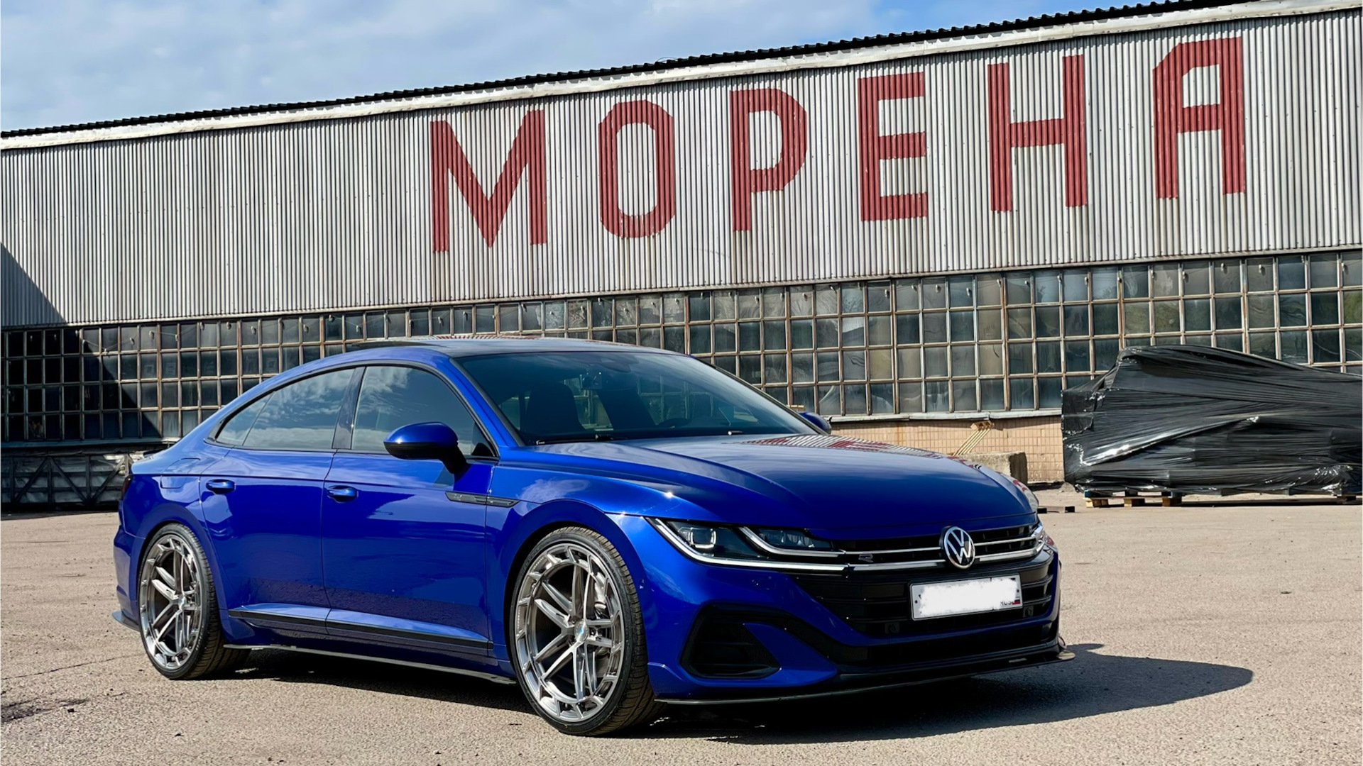 Volkswagen Arteon 2.0 дизельный 2022 | R-Line Lapiz Blue на DRIVE2