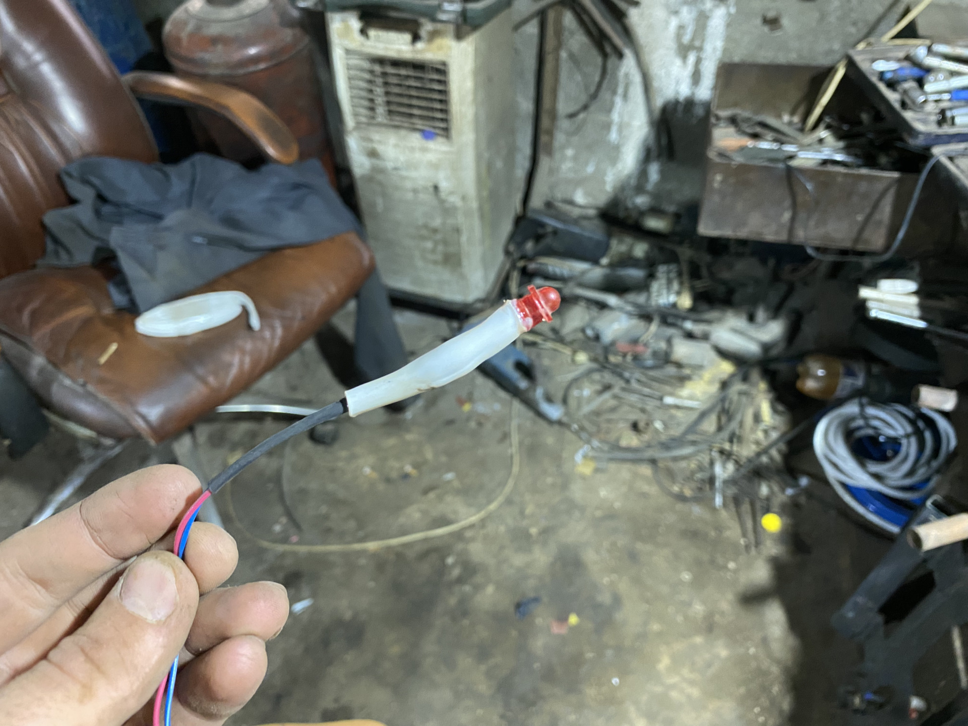 Индикатор открытия багажника/продолжение колхоза — Lada 21104, 1,6 л, 2006 года | своими руками ...