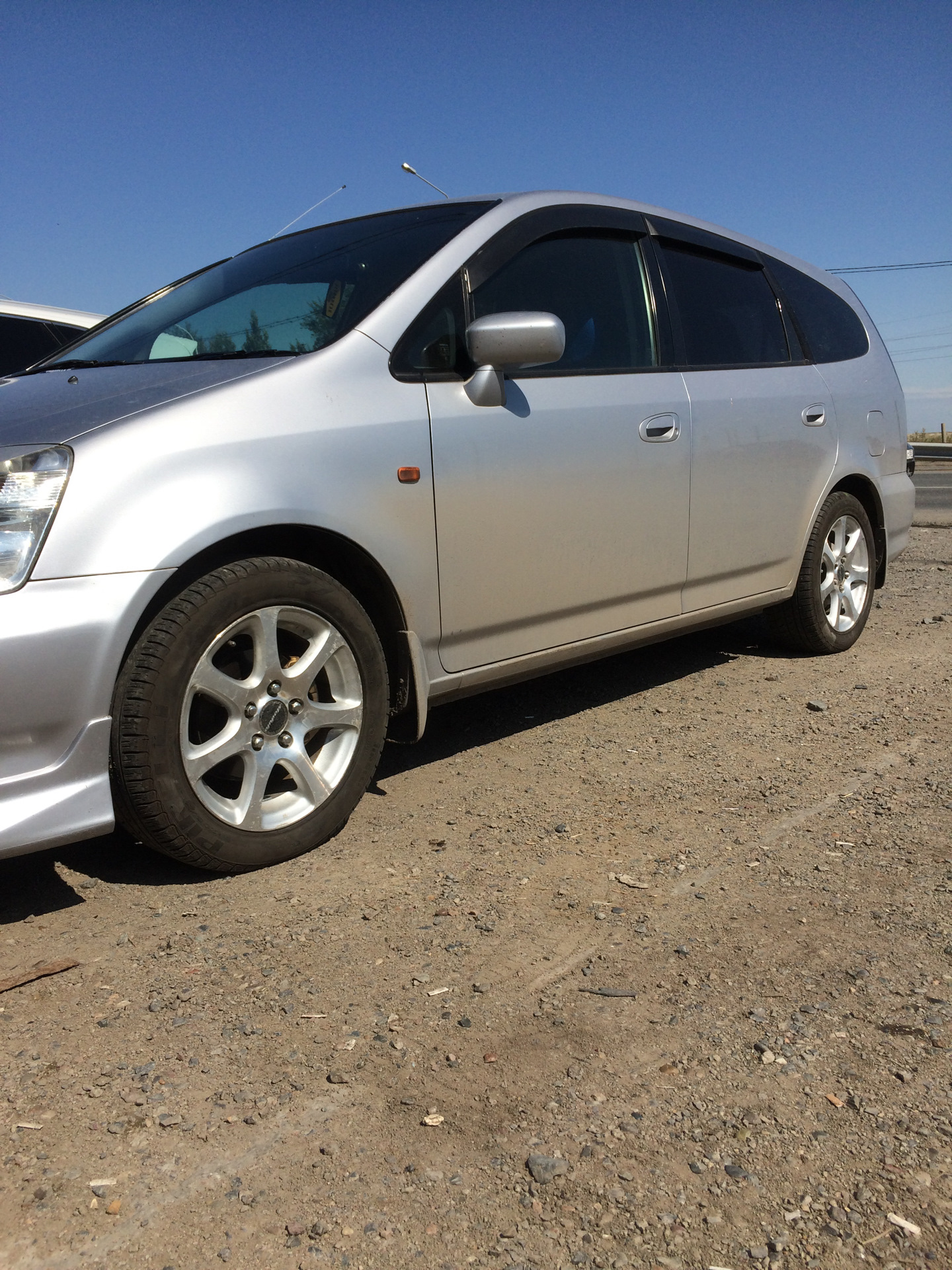 modulo & pirelli — Honda Stream (RN1-5), 1,7 л, 2000 года | шины | DRIVE2