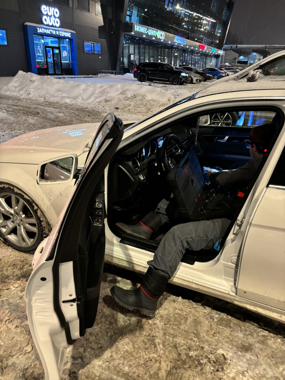 Установка эмулятора блокиратора руля — Mercedes-Benz C-Class (W204), 1 ...