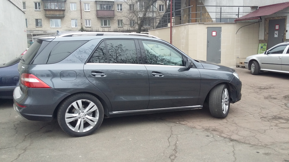Тонировка — Mercedes-Benz M Class (W166), 2,2 л, 2012 года | тюнинг ...