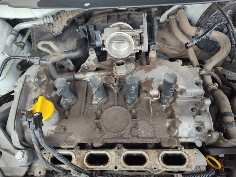 Замена уплотнителей впускного коллектора — Nissan Almera V (G11/15), 1 ...