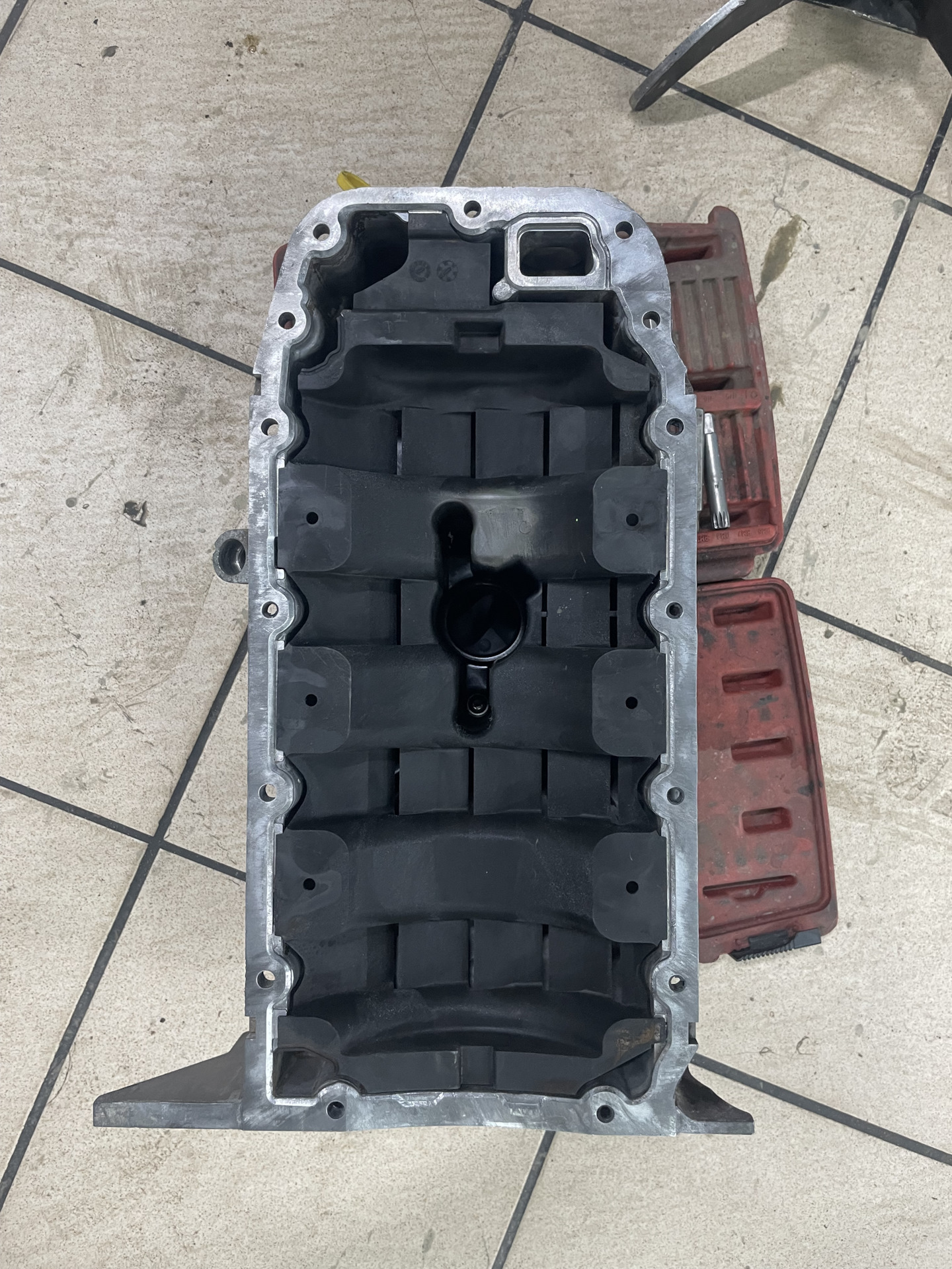 Замена поддона — Opel Astra J, 1,6 л, 2011 года | визит на сервис | DRIVE2