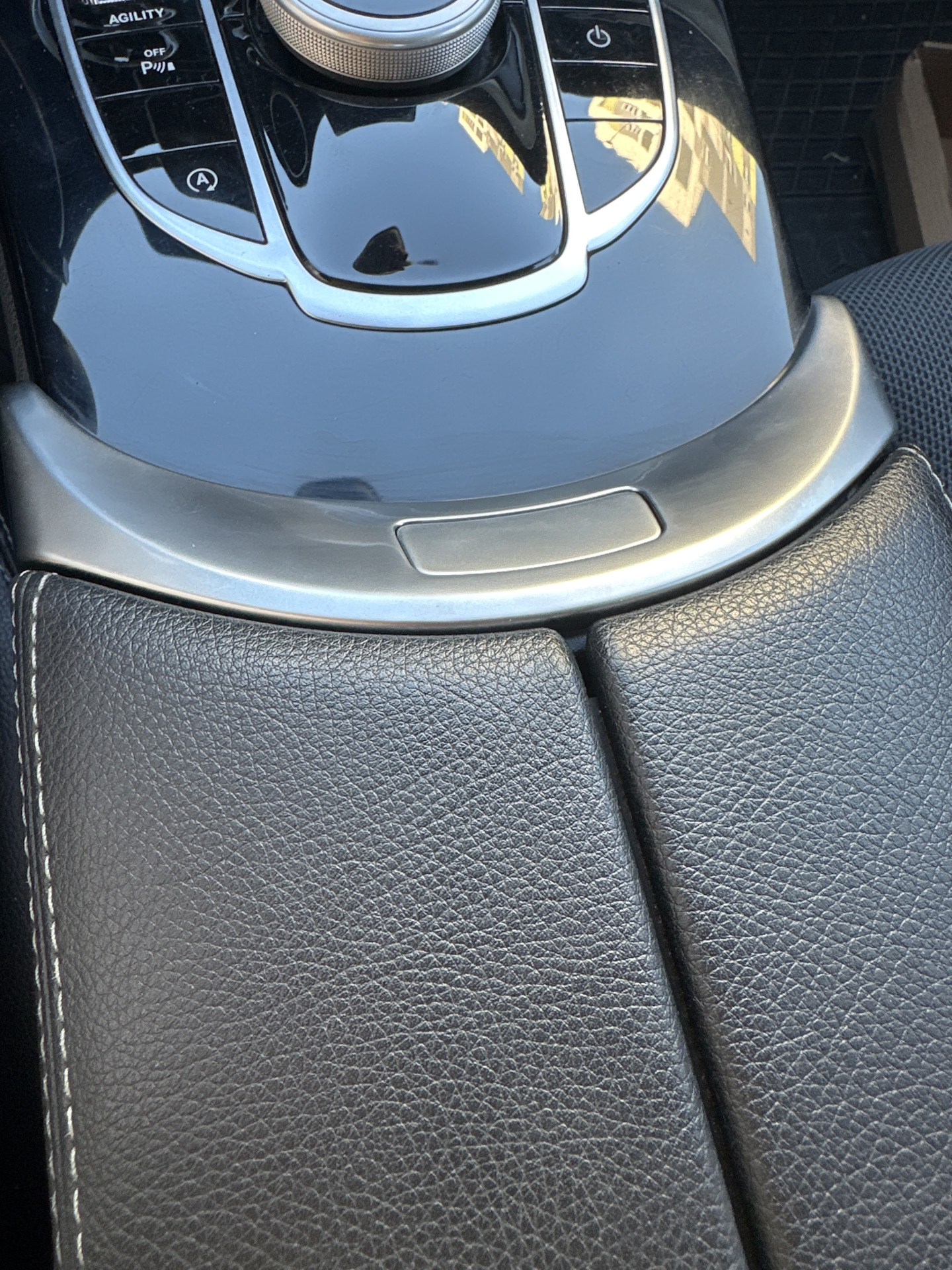 Замена кнопки подлокотника A2056803407 — Mercedes-Benz C-class (W205 ...