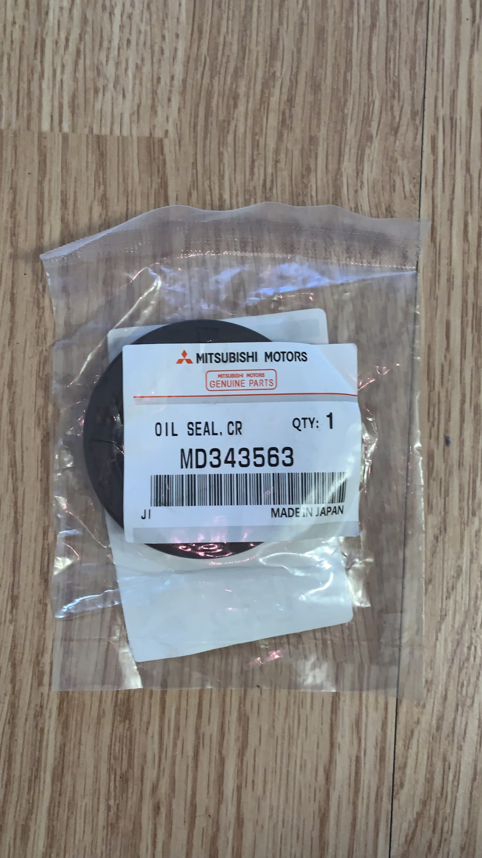 MD343563 Сальник коленвала передний Mitsubishi | Запчасти на DRIVE2