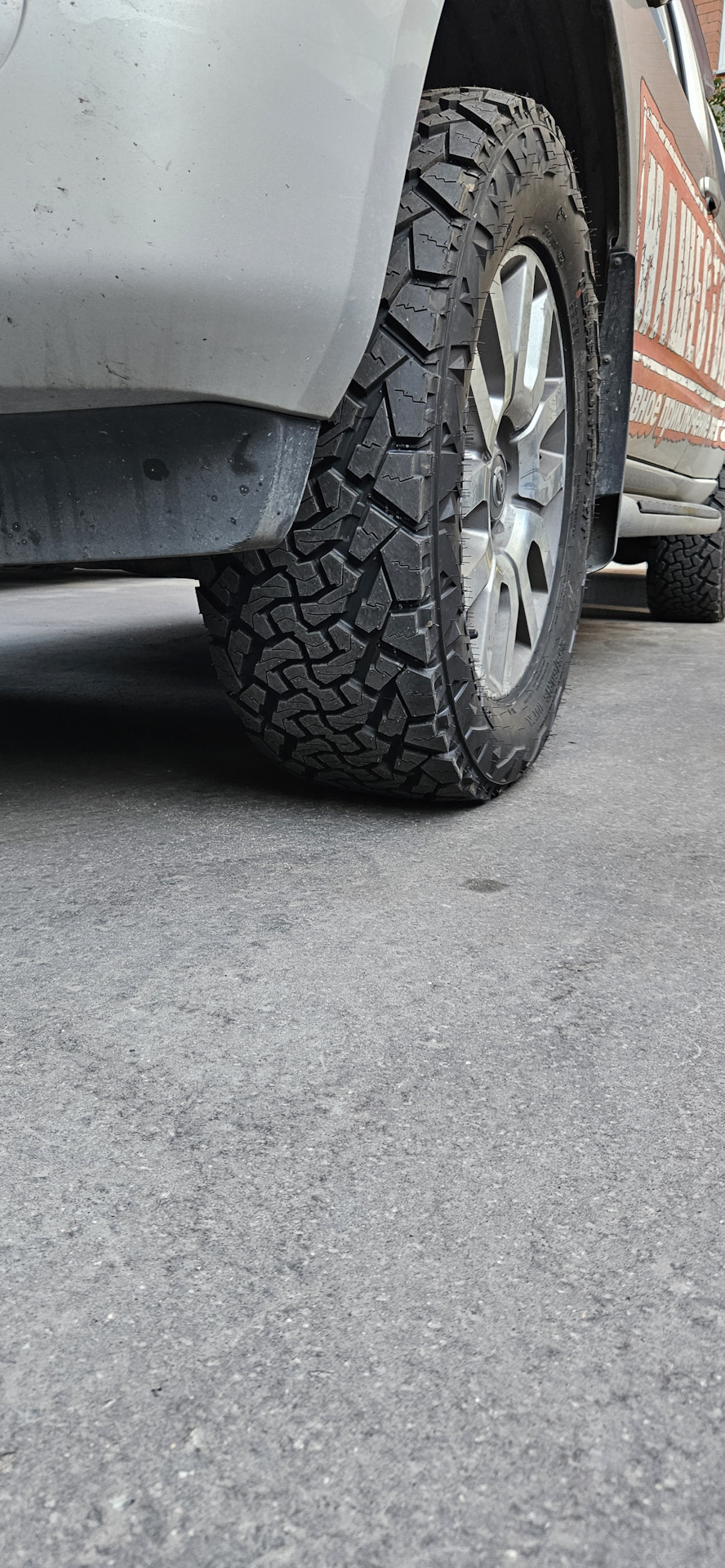 Всесезонные шины VENOM Terra Hunter X/T 265/60 R18 114T — Nissan ...