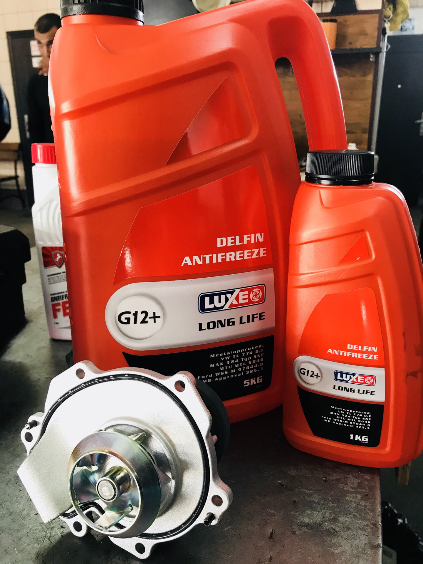 Замена помпы 1.6 sidi Graf .Замена антифриза G12+ — Opel Astra J GTC, 1 ...