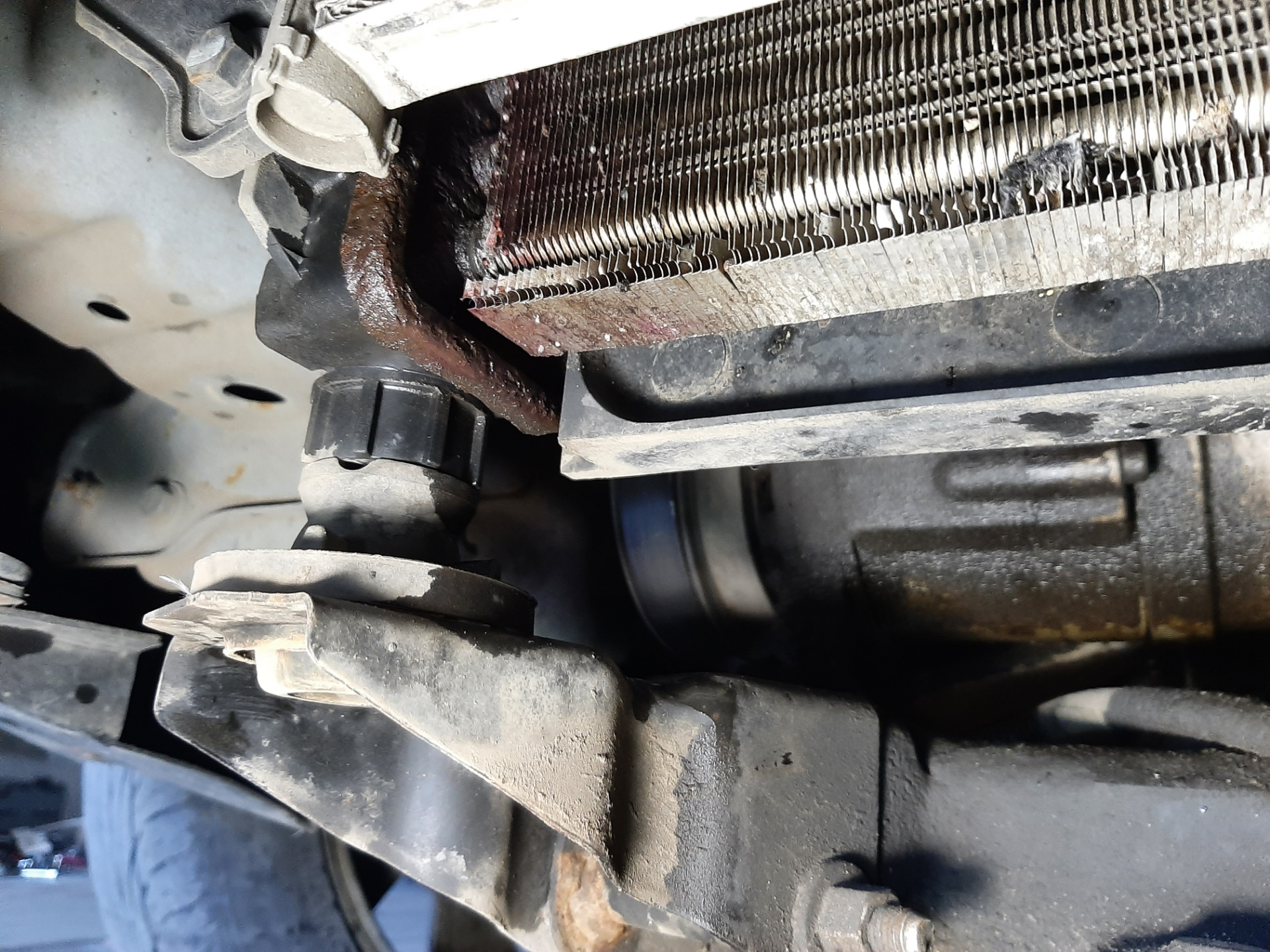 ️Замена радиатора & помпы и восстановление подушки двигателя ...