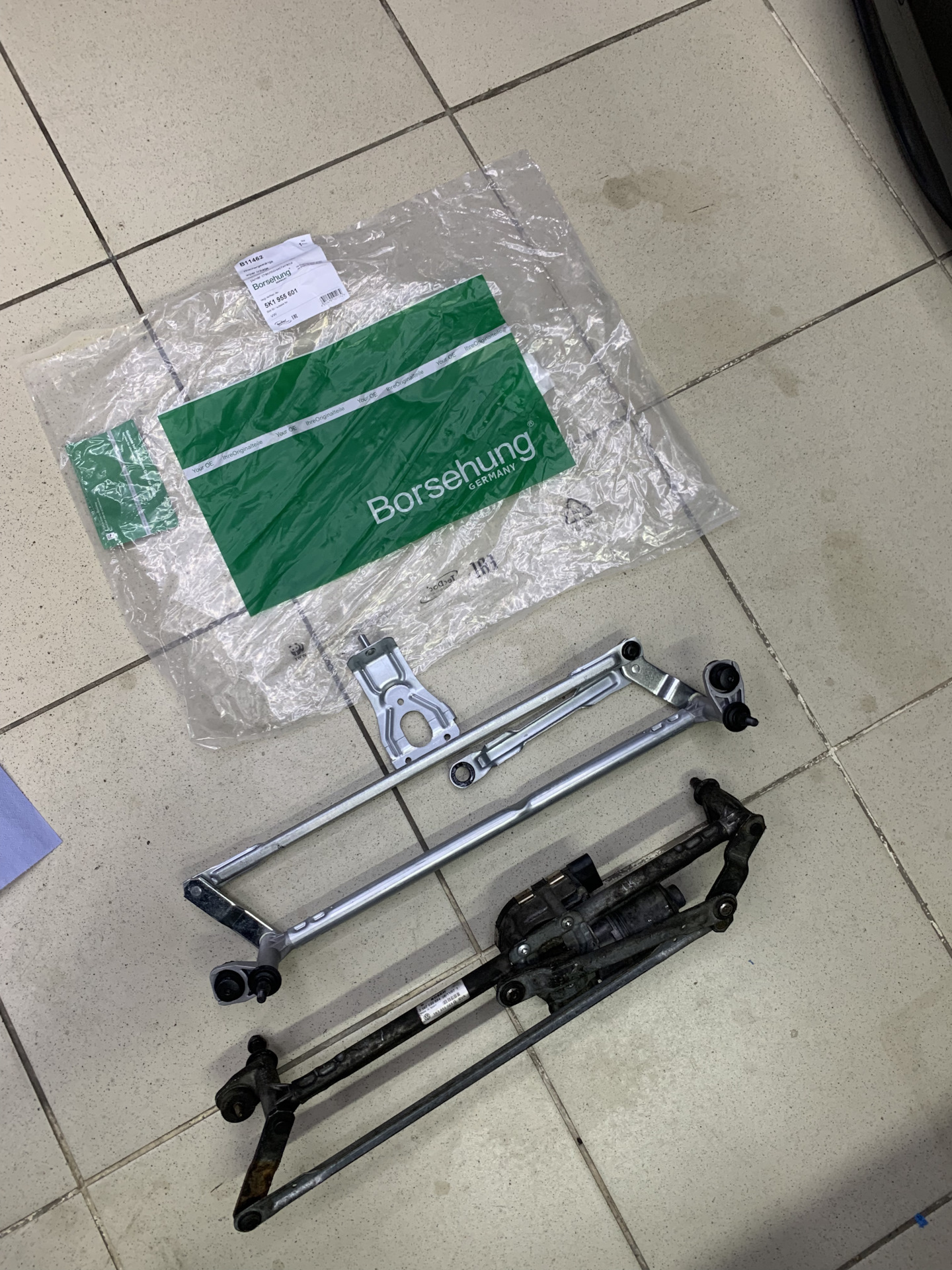 Трапеция. — Volkswagen Golf Mk5, 1,6 л, 2007 года | поломка | DRIVE2