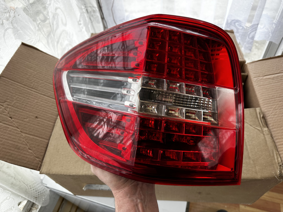 A1649064600 Фонарь задний Mercedes | Запчасти на DRIVE2