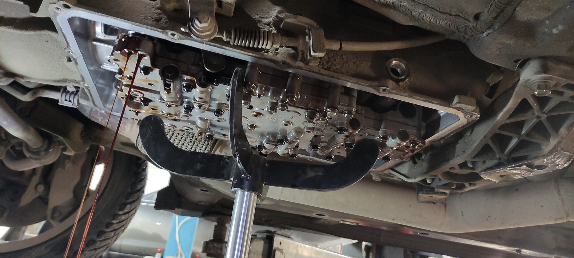 Плановое ТО, замена соленоидов АКПП — Hyundai Genesis Coupe, 2 л, 2012 ...