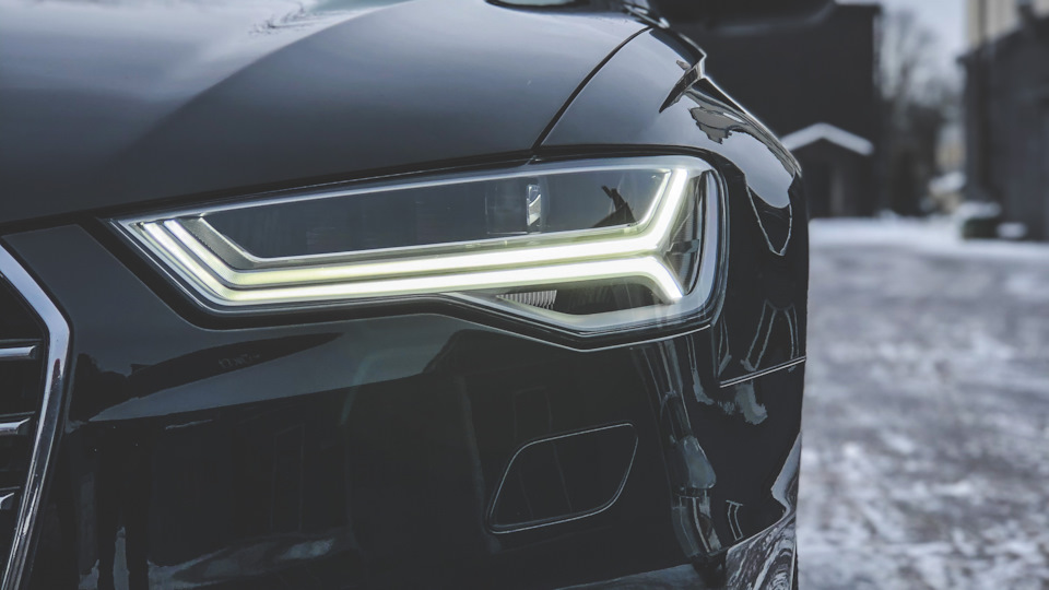 Не закрывается с ключа лючок бензобака — Audi A6 Avant (C7), 3 л, 2015 ...