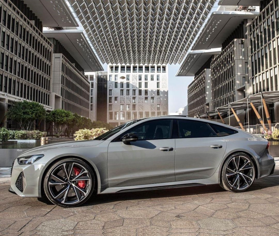 Doha, Qatar 2021 @Audi RS7 Sportback )C8) — 600hp/800nm — V8 4.… | Фото ...