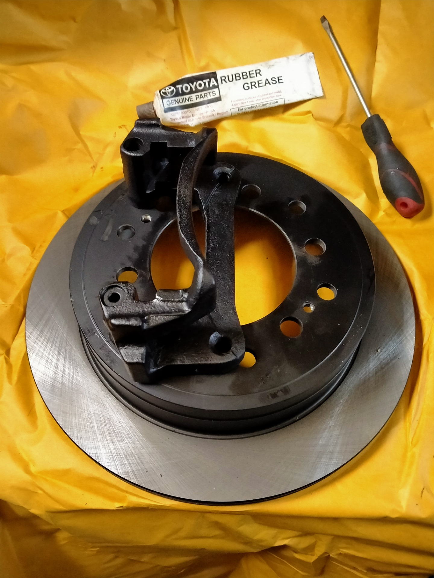 -Обслужил задние тормоза и ручник — Toyota Land Cruiser Prado 120 ...