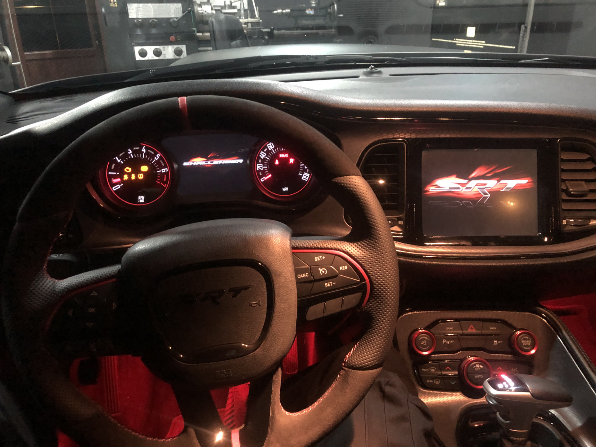 SRT Packet, SRT Drive Settings, Launch control — Dodge Challenger, 3,6 ...