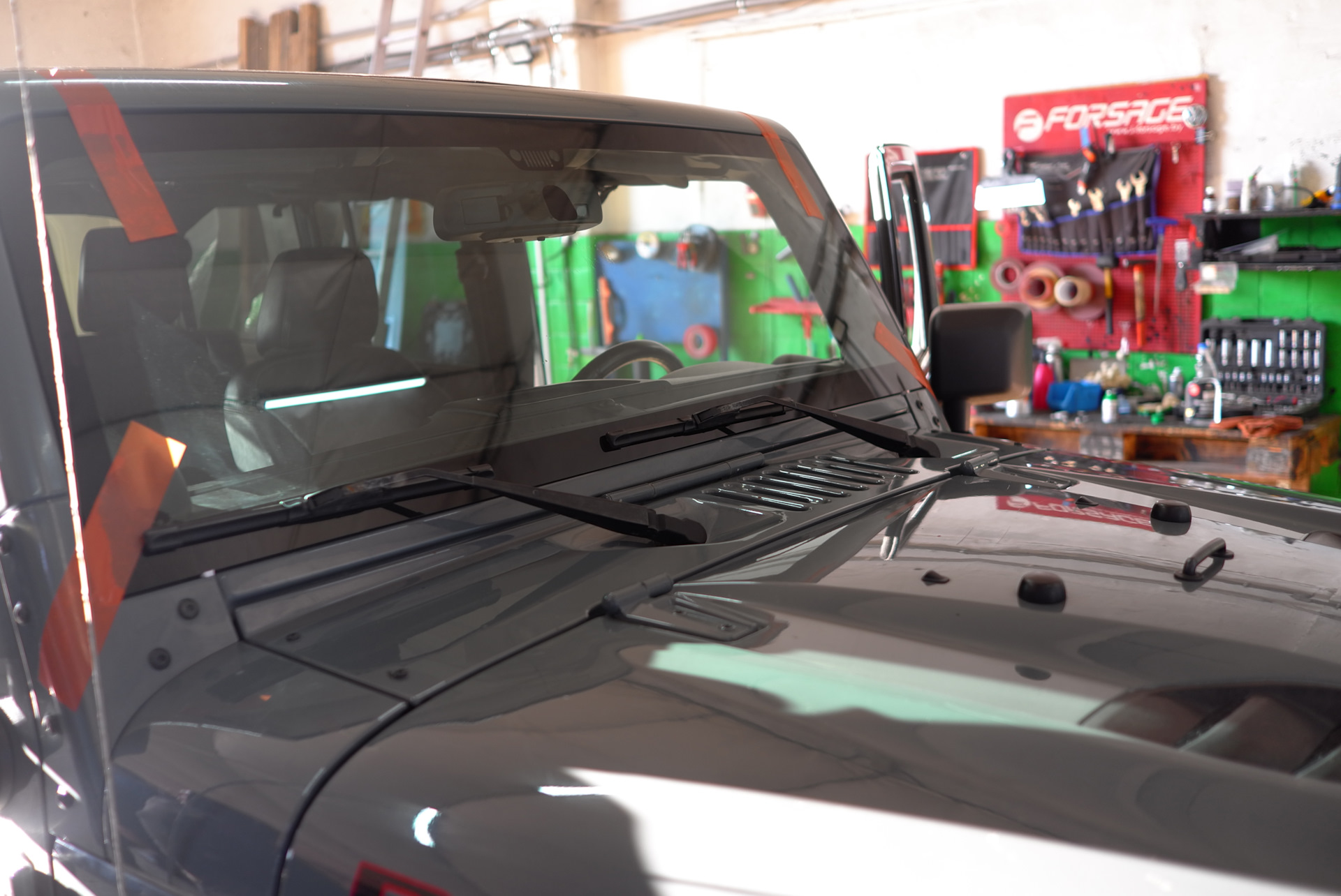 Замена лобового стекла — Jeep Wrangler (JK), 2,8 л, 2013 года ...