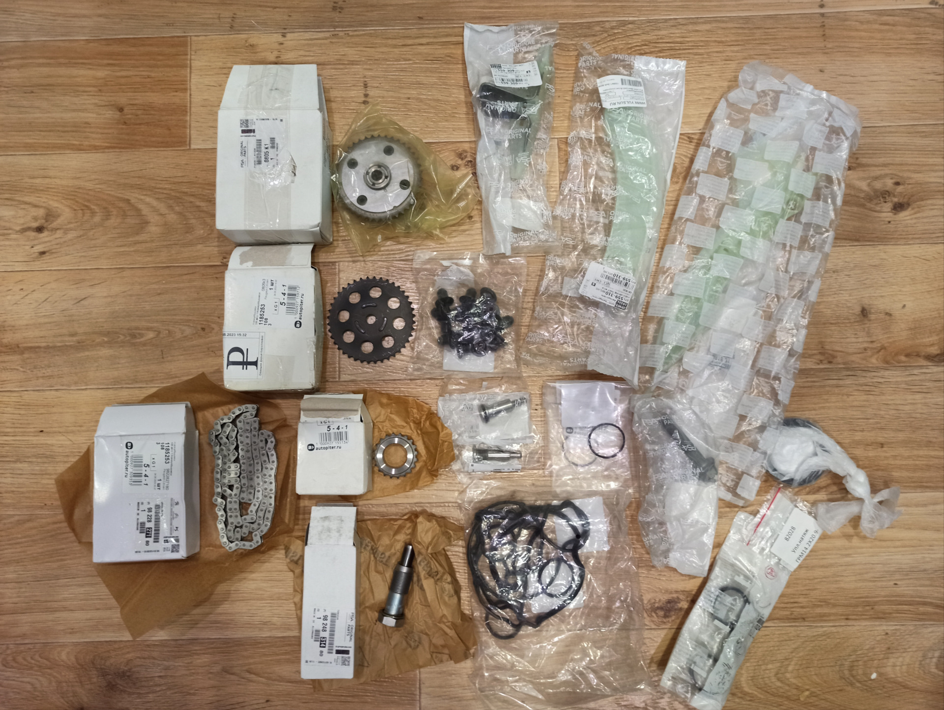 Замена цепи и маслосъемных колпачков — Citroen C4 L, 1,6 л, 2015 года ...