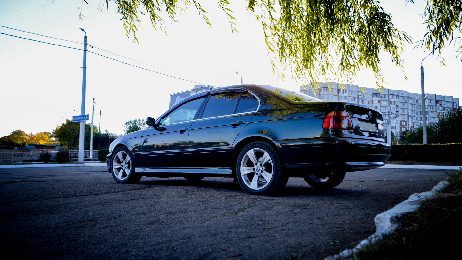 BMW 5 series (E39) 2.2 бензиновый 2002 | 520i Clean Look на DRIVE2