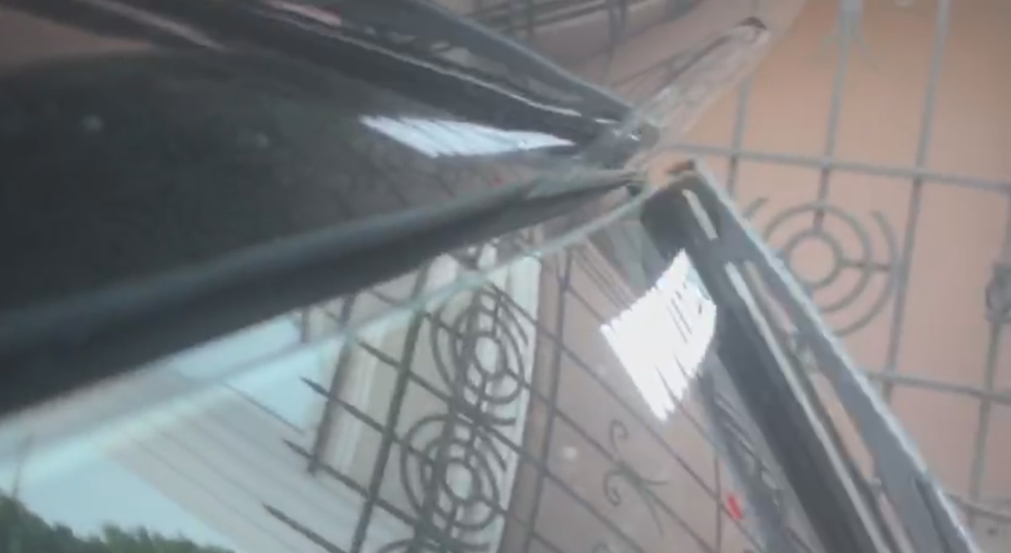 Ответ Pixel-51ru по поводу задевает ли задний дворник — Mitsubishi ...