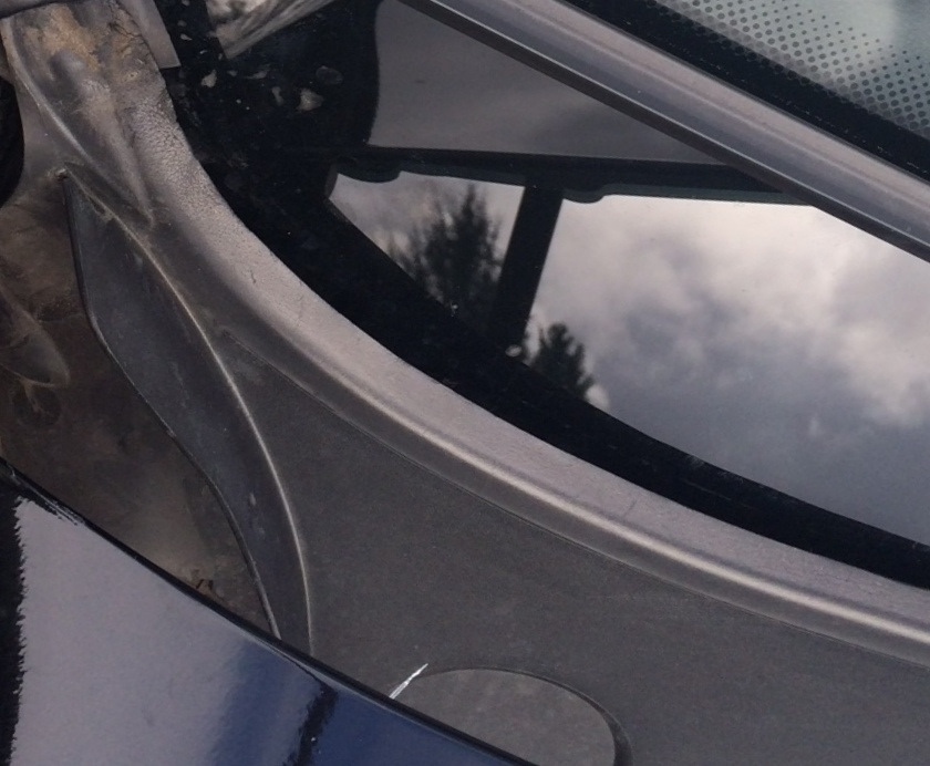 Установка крепления для обтекателя лобового стекла — BMW 1 series (E81 ...