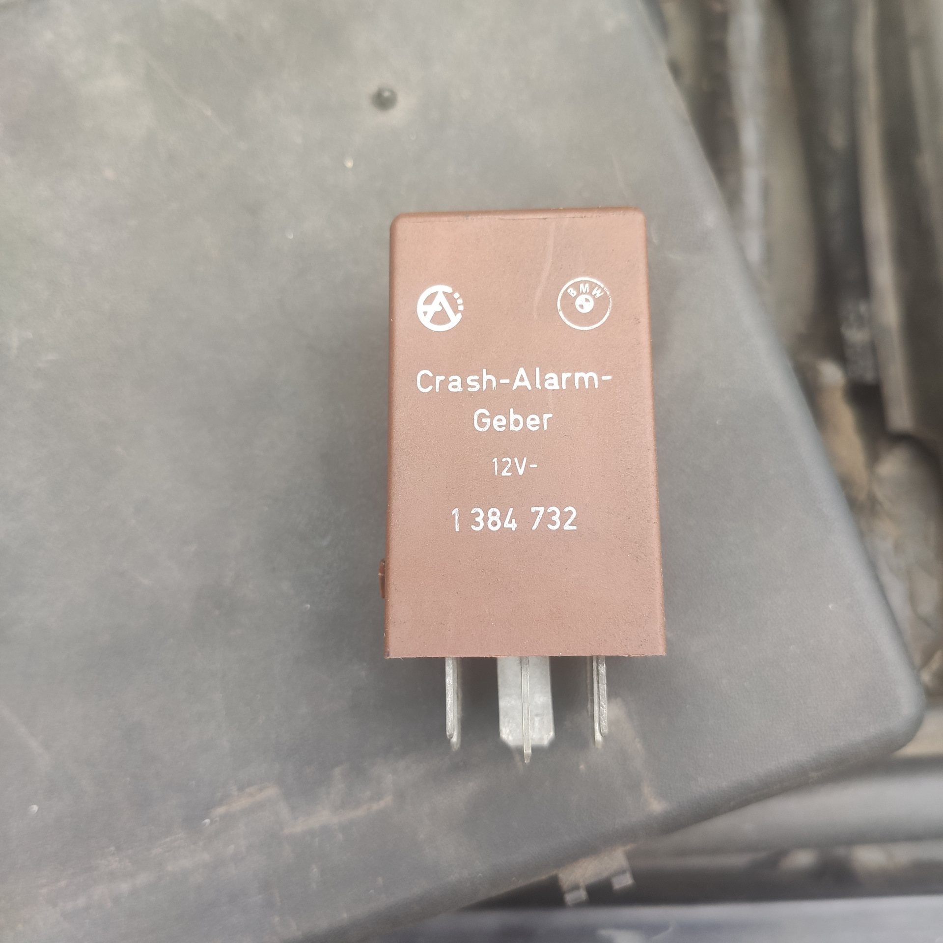 Синдром рандомного мигания: BMW и мистический Crash Alarm Geber. — BMW ...