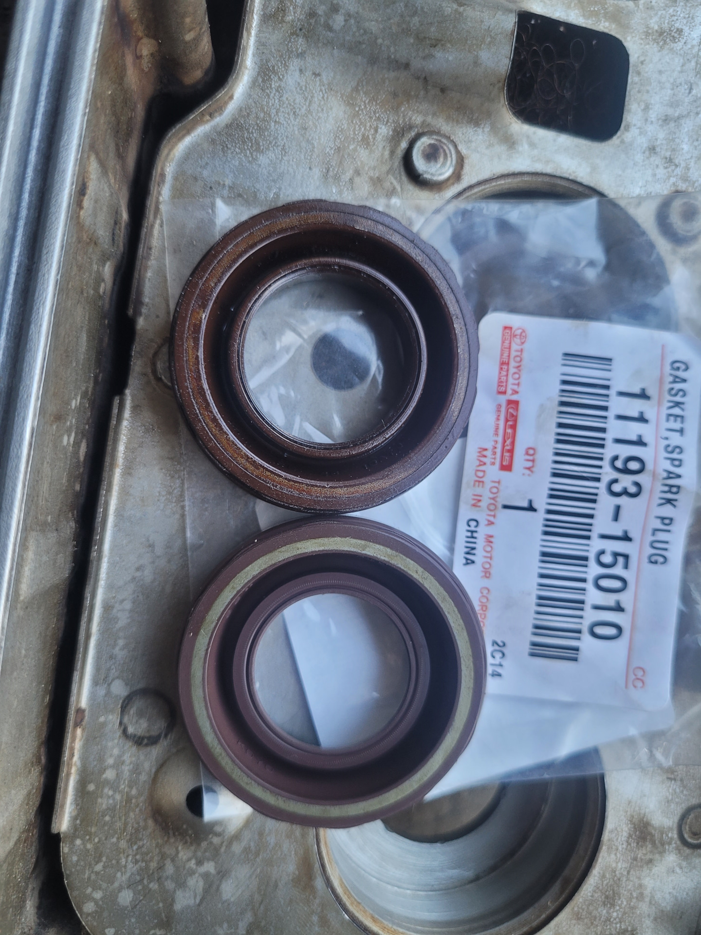 Замена прокладки поддона двигателя. Регулировка клапанов. Решение ...