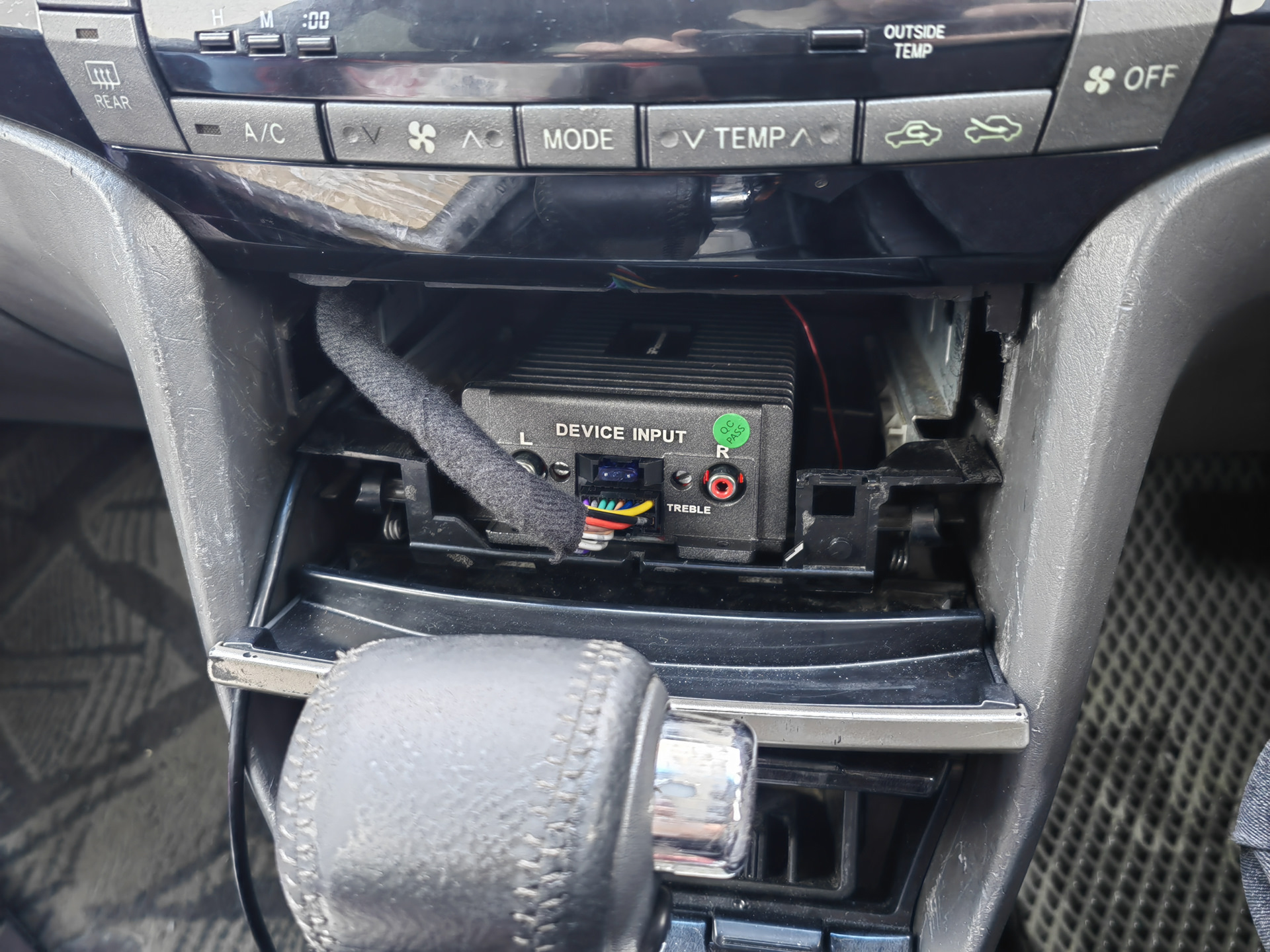 Усилитель на магнитолу — Toyota Allion (T240), 2 л, 2002 года ...
