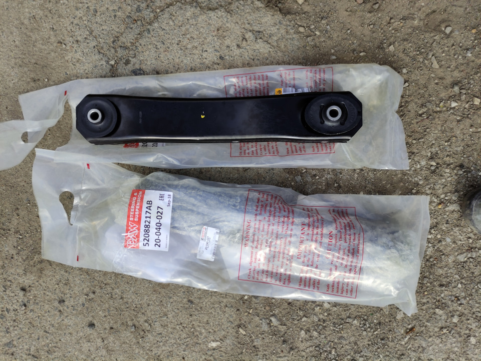 Замена передних рычагов и сайлентов панары — Jeep Grand Cherokee (WJ ...