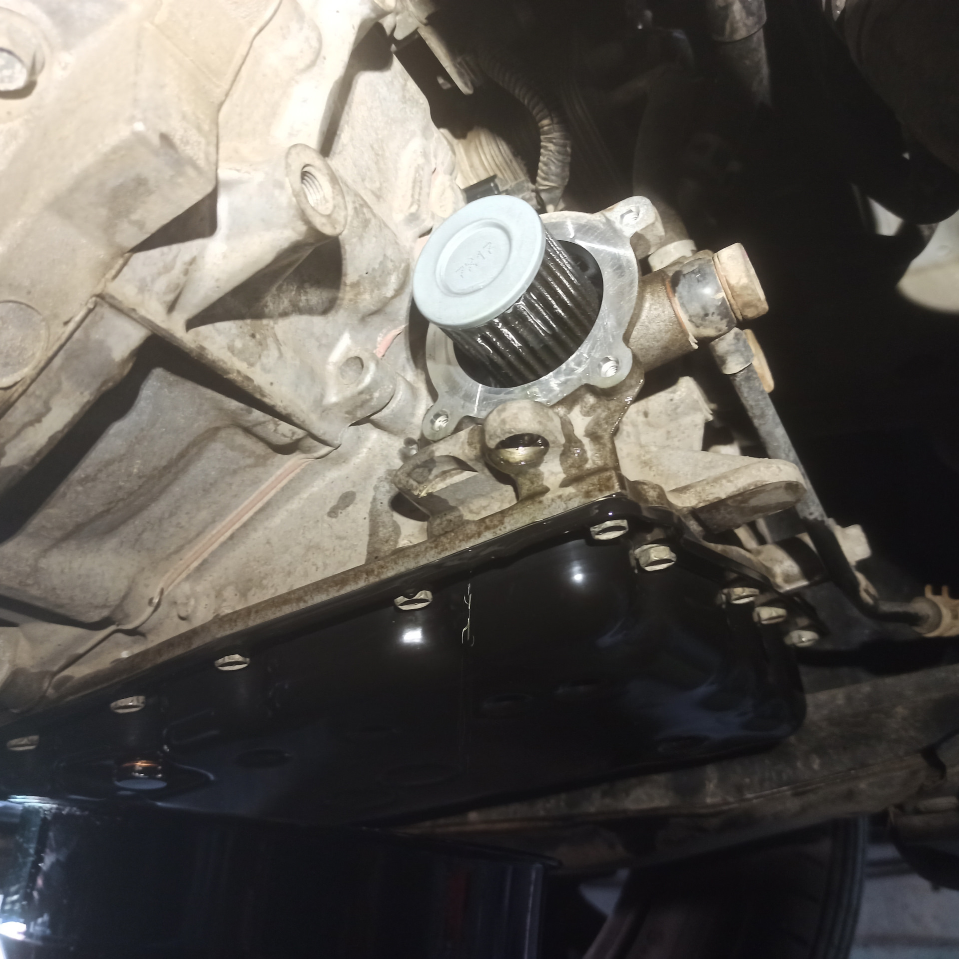 Замена масла в вариаторе — Mitsubishi Outlander (3G), 2,4 л, 2018 года ...