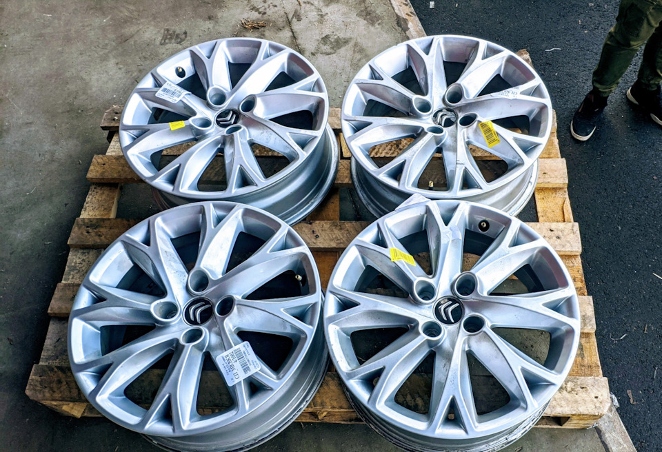 Rims/n/Tires — Citroen C4 (1G), 1,6 л, 2008 года | колёсные диски | DRIVE2