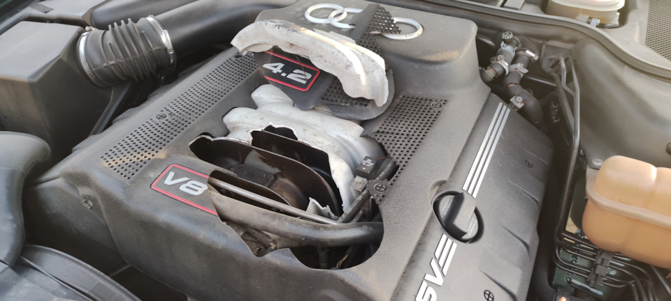 Беда приключилась — Audi S8 (D2), 4,2 л, 2000 года | поломка | DRIVE2