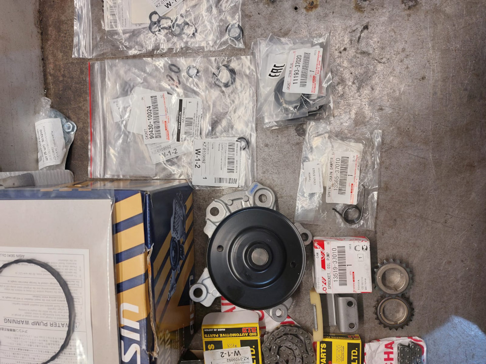 1119337020 Прокладка свечного колодца OEM TOYOTA LEXUS | Запчасти на DRIVE2