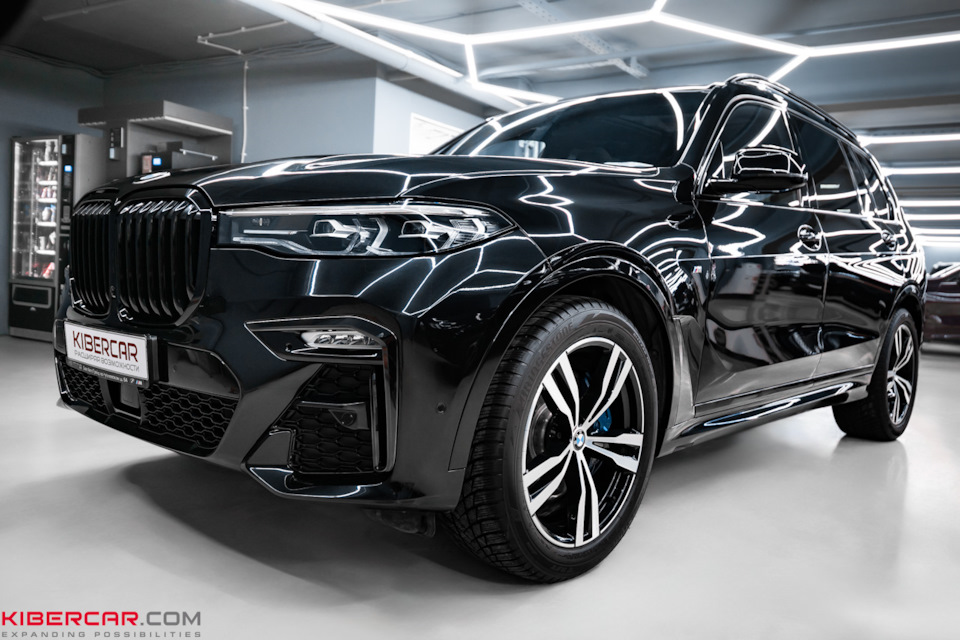 Нанесение премиального керамического покрытия Servfaces на BMW X7 — KiberCar (Киберкар) на DRIVE2