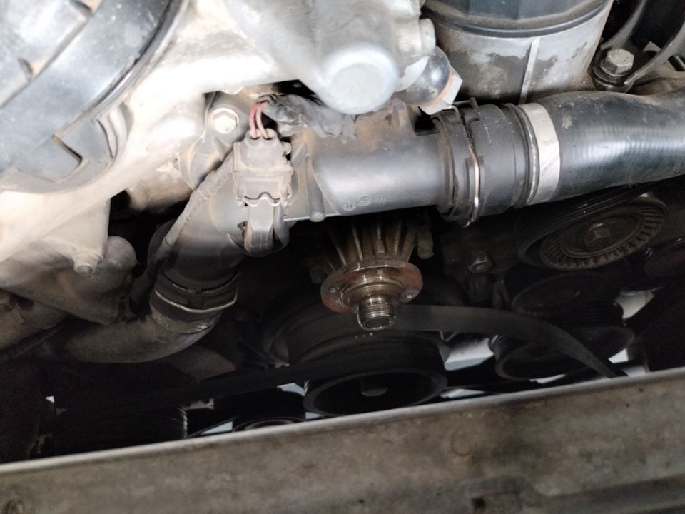 Замена помпы m54b25. Замена насоса ОЖ BMW e46 — BMW 3 series (E46), 2,5 ...