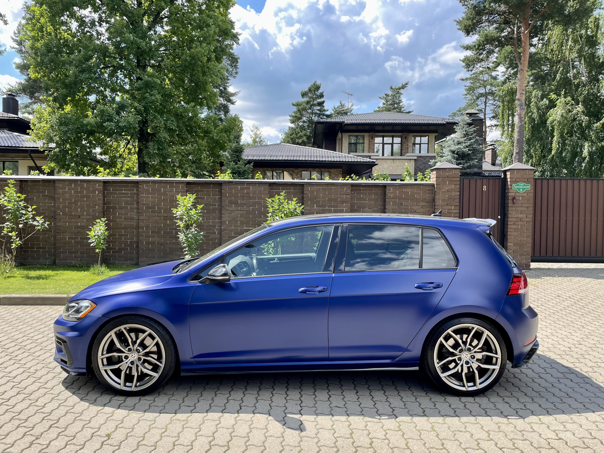 Лето — фото… — Volkswagen Golf R Mk7, 2 л, 2018 года | фотография | DRIVE2