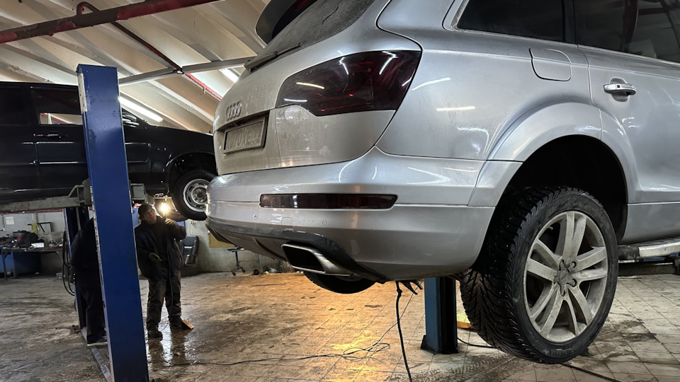 Насадки на глушитель от Porsche Cayenne — Audi Q7 (1G), 3,6 л, 2008 ...