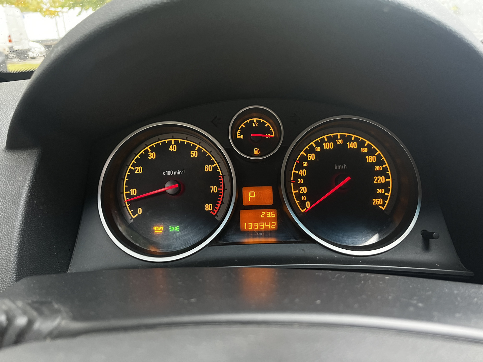 3 здоровых старта и добро пожаловать в Арабскую ночь! — Opel Astra H, 1 ...