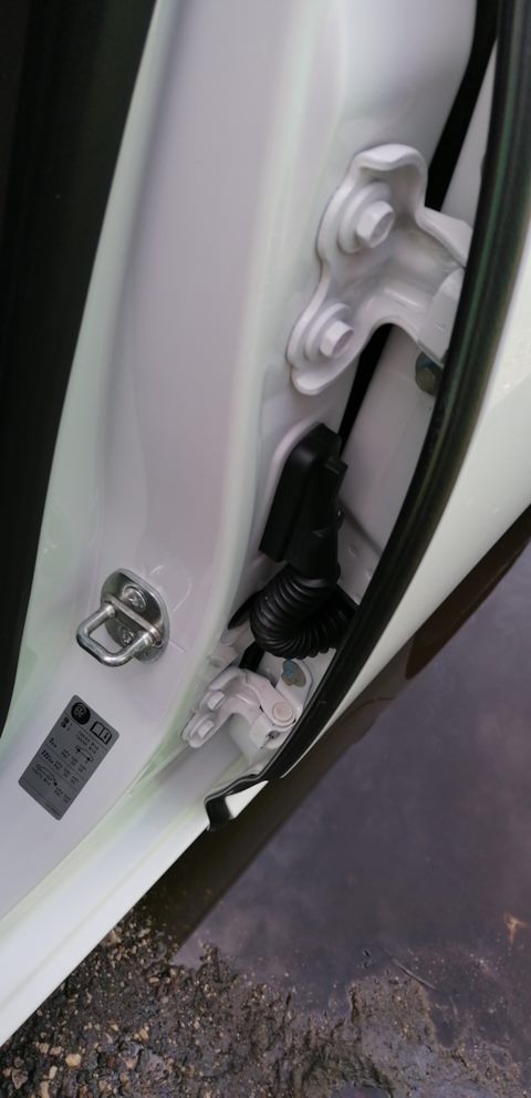 1359240 Подкрылок переднего левого крыла / Focus-II, C-Max 2003~ Ford ...