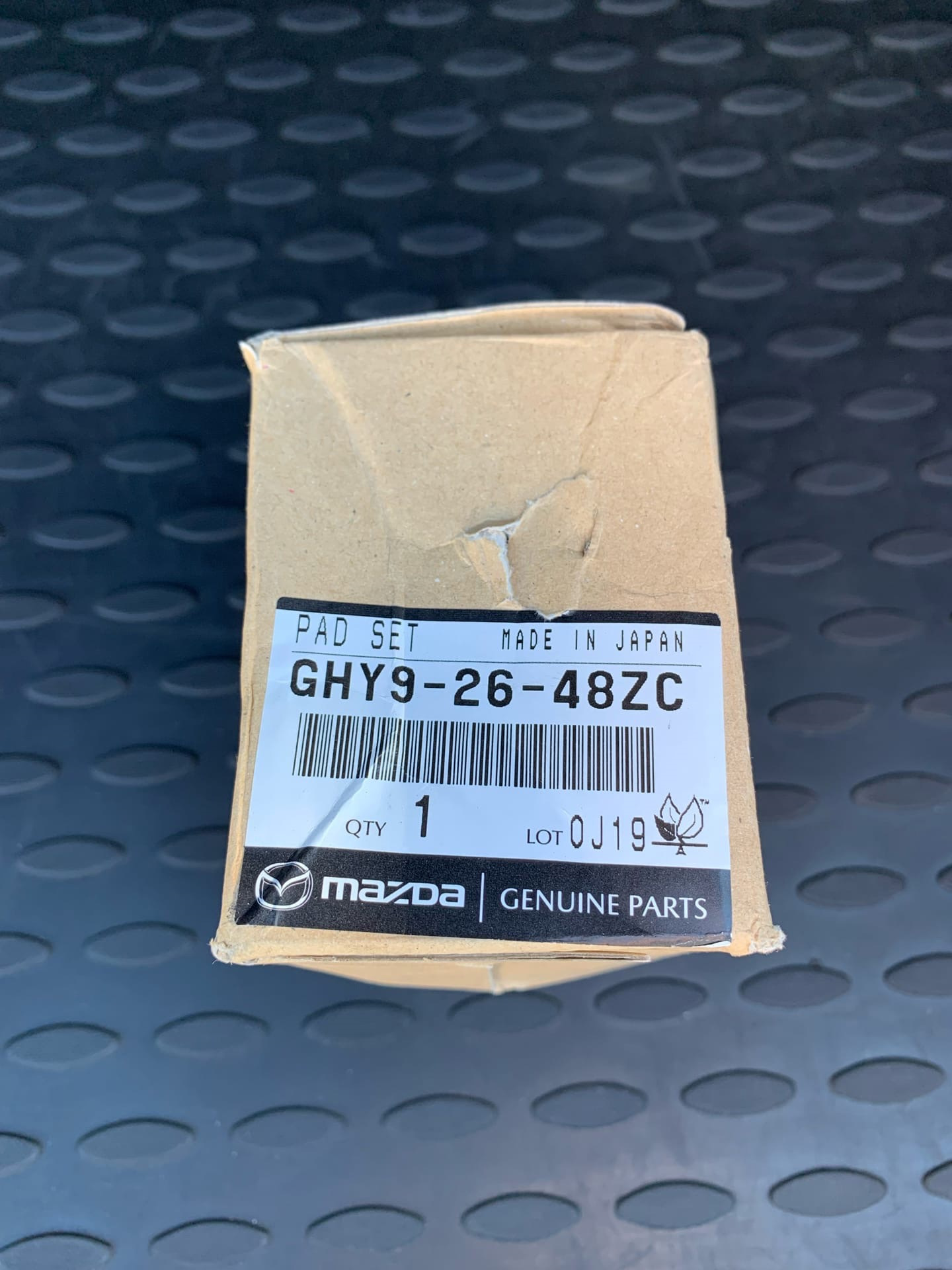 Оригинальные колодки ( задние ) — Mazda 6 (3G) GJ, 2 л, 2014 года ...