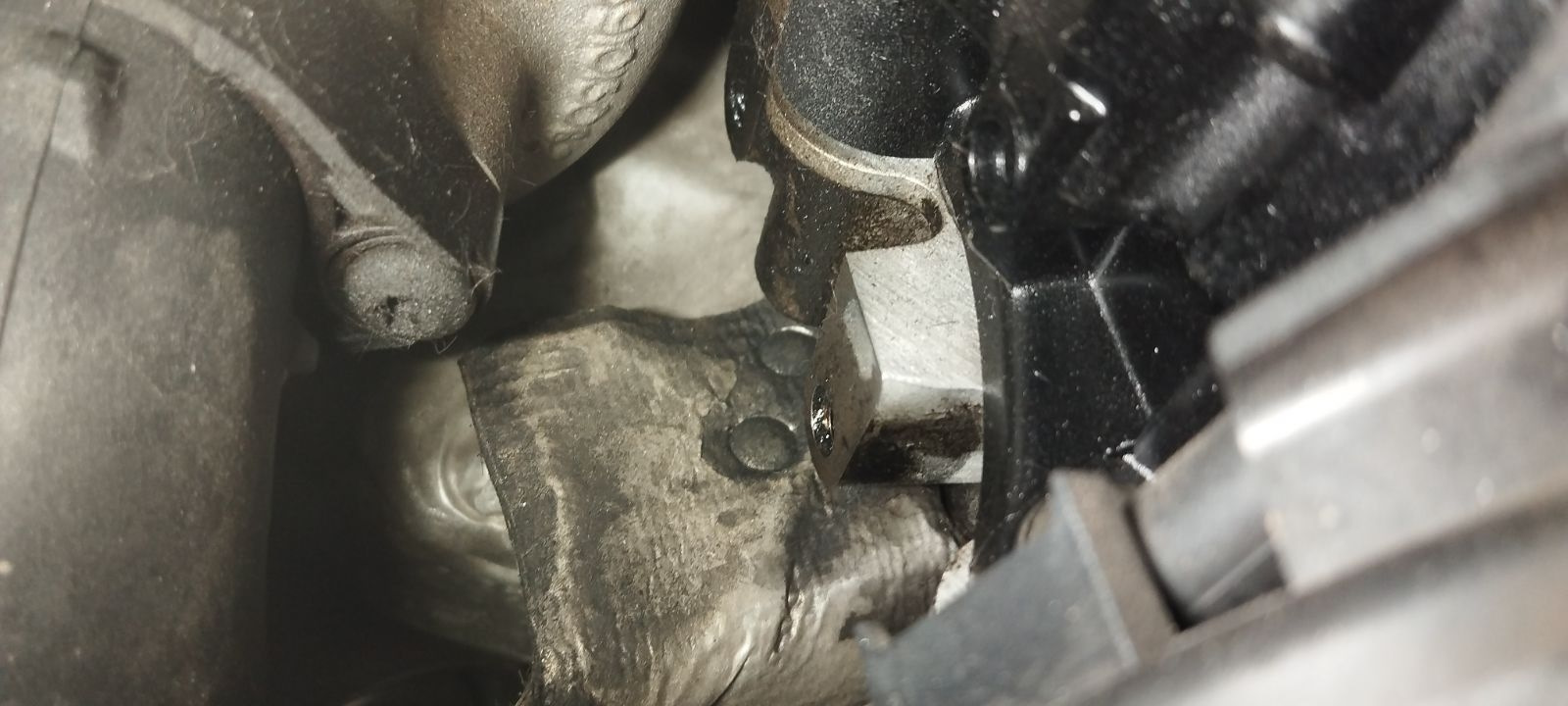 Замена ремней, регулировка фар, антифриз (Цикл обширных работ ТО 200. ...