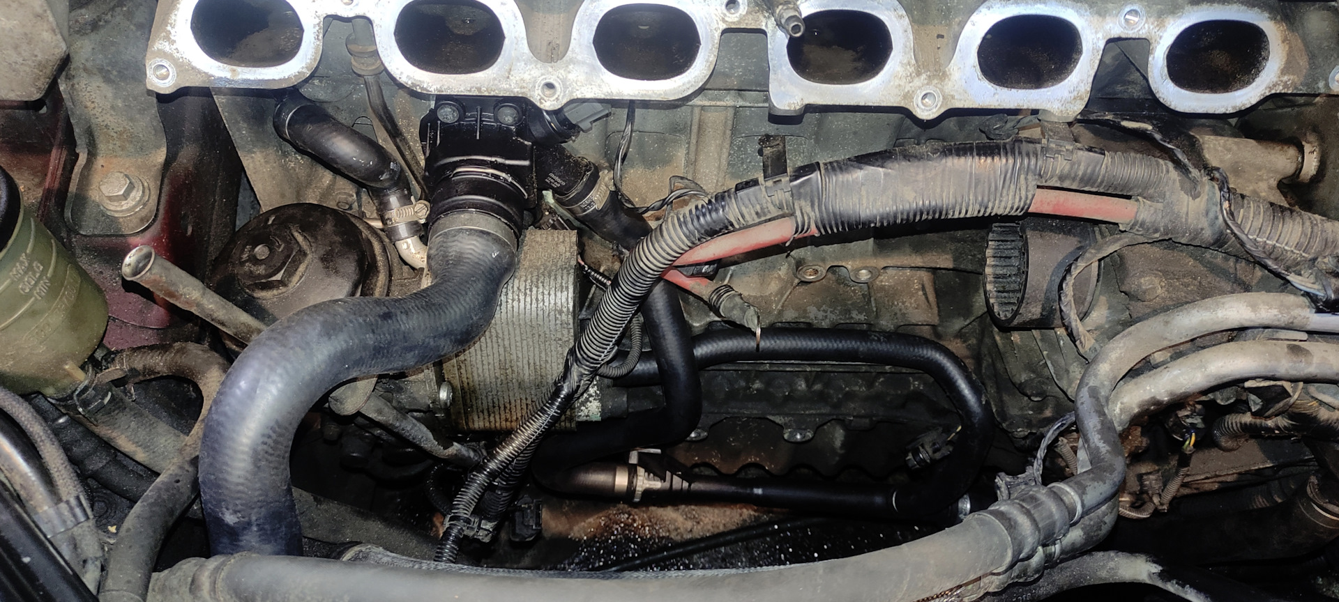 Патрубки системы охлаждения замена — Volvo XC70 III, 3,2 л, 2008 года ...