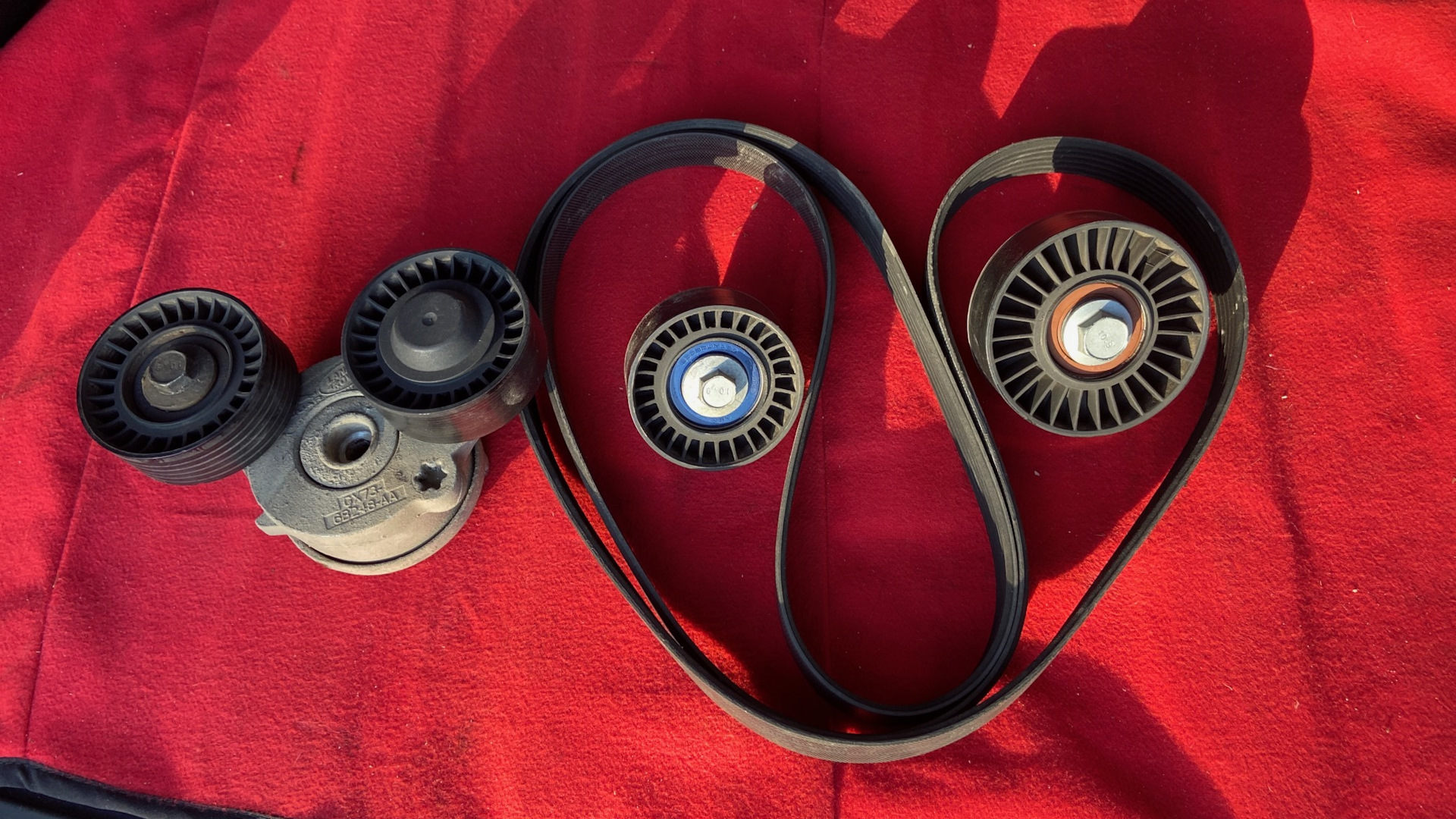 Совсем внеплановая замена колодок — Land Rover Discovery Sport (1G), 2 ...